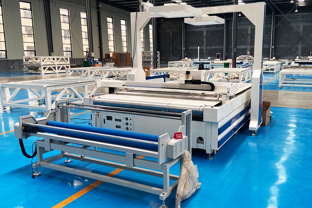 Rubber Oscillating Knife Cutting Machines - AccTek Group